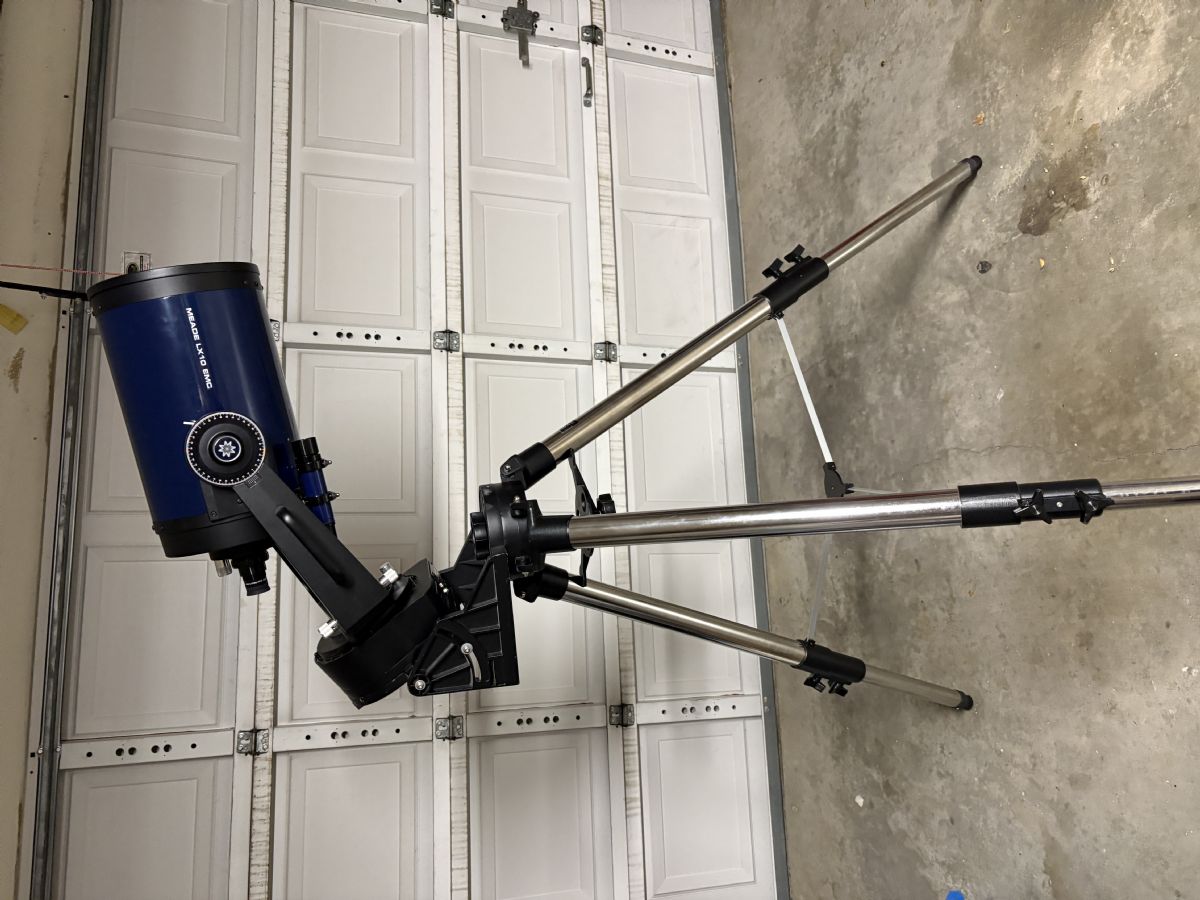 Meade LX10 8" SCT with Meade Field Tripod